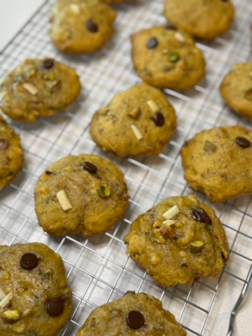 Healthy Date Cookies - crystal's wellness kitchen
